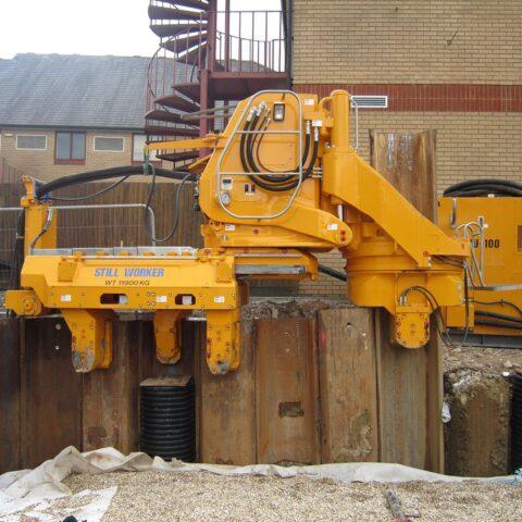 Pile Extraction - Watson & Hillhouse